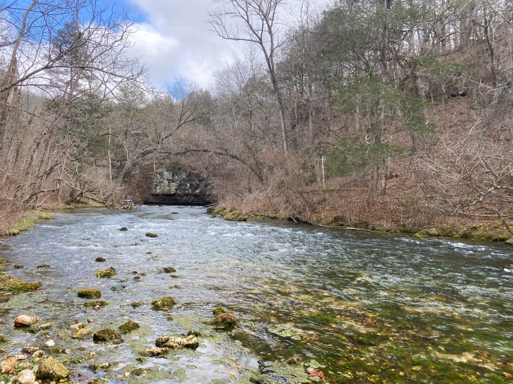 How to Find Blue Spring: Missouri's Bluest Water - Soul Summit Travel